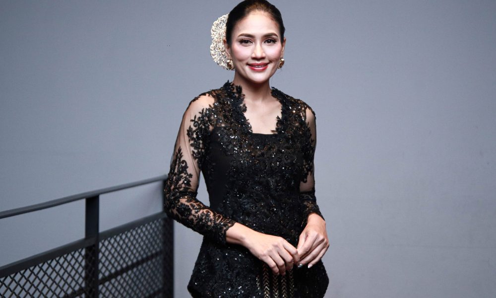 Biodata Pelakon Popular Fasha Sandha – MURAI